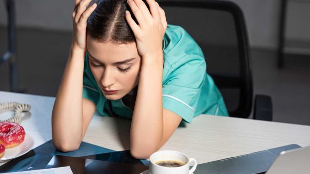 How Do Night Shift Nurses Maintain Sleep Schedules